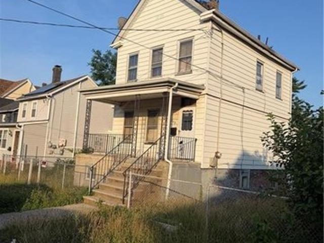 549 Hartford St, Perth Amboy, NJ 08861