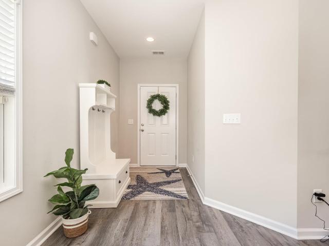 549 Hillsborough Dr