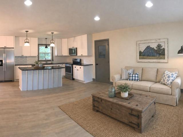 549 Mohican Trail