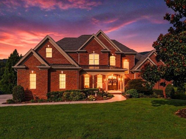 549 Magnolia Vale Dr, Chattanooga, TN 37419
