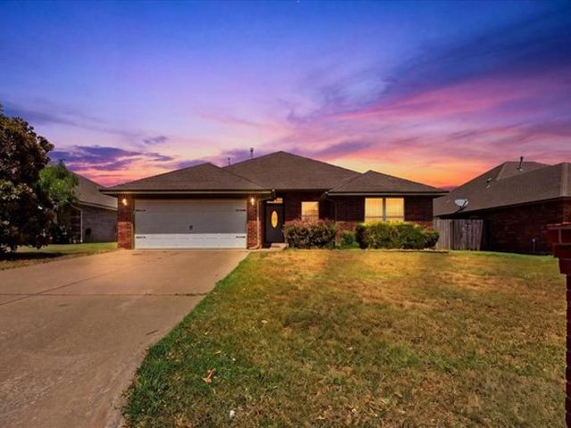 549 NE 23rd St, Newcastle, OK 73065