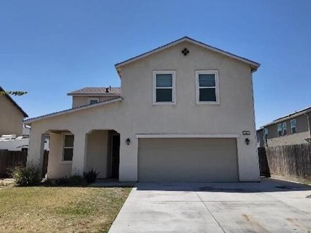 549 S Elverta St, Visalia, CA 93292
