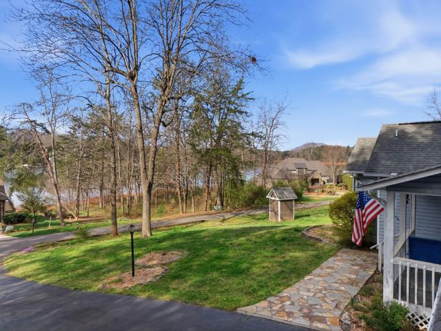 549 Sneaking Creek Drive