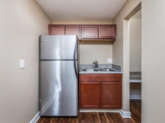 549 Senate Avenue 1 Bedroom Apartment for Rent at 549 N Senate Ave, Indianapolis, IN 46204 Downtown Indianapolis