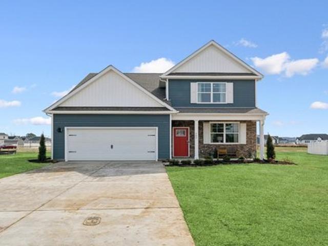 549 Summercrest Ave, Waynesboro, VA 22980