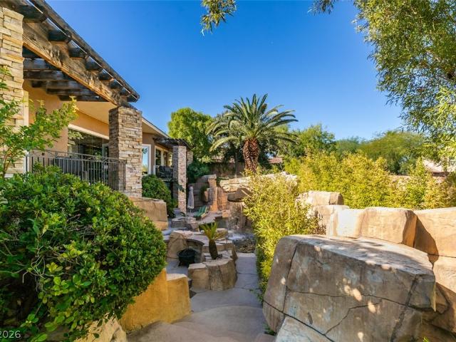 549 Regents Gate Dr, Henderson, NV 89012 | MLS #2778