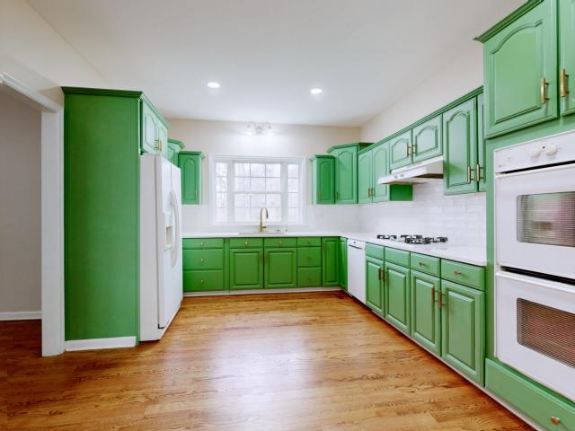 549 Ridgecrest Dr