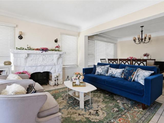 549 W 12th Street