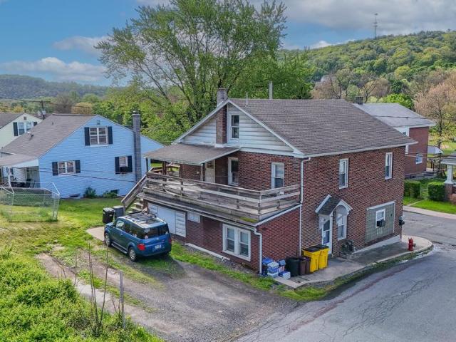 549 W Columbia Street