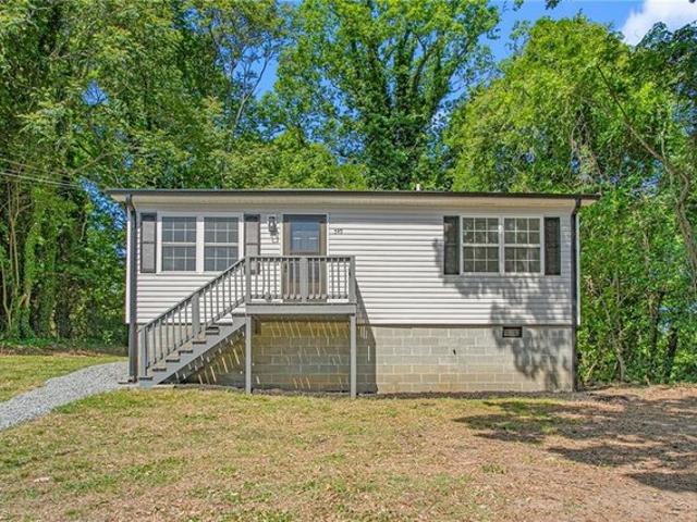 549 Woodlawn St, Asheboro, NC 27203