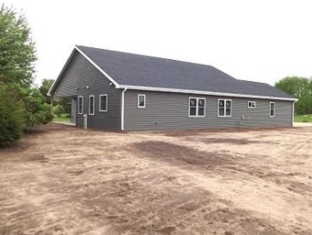 549 Tamarack rd Road