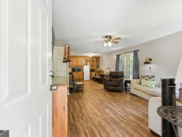 549 Travaden Trail