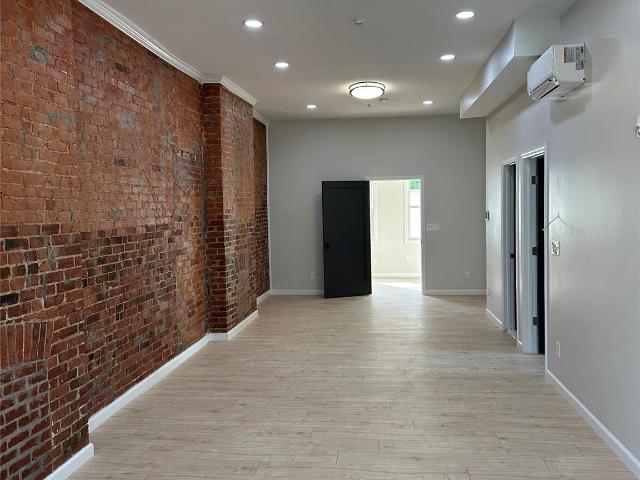 54 58 Smith Street 54
