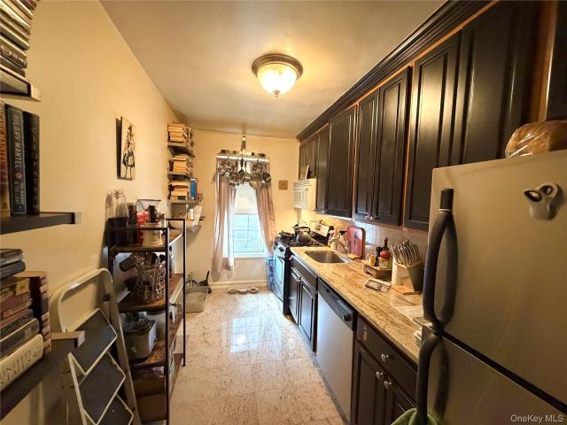 54 17 31st Avenue, Unit 3K