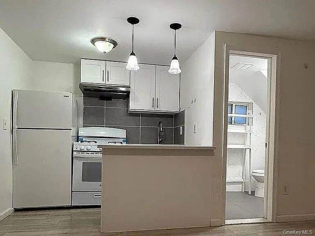 5423 rd St, Flushing, NY 11355