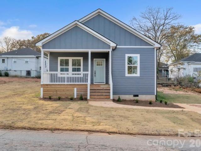 54 3rd Ave, Greenville, SC 29611