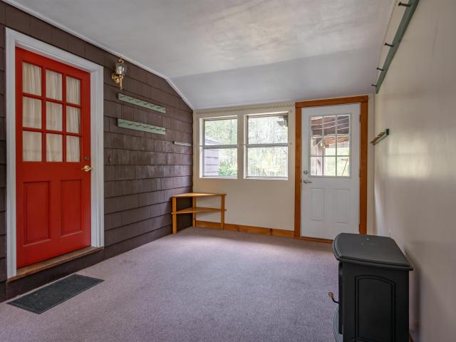 54 Towle Road