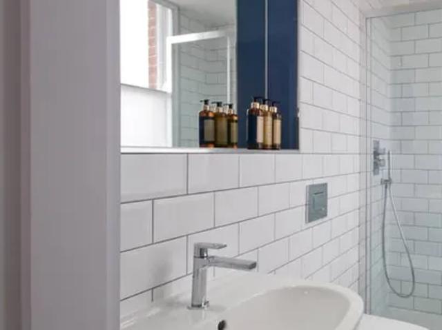 54 Uxbridge Road | Studio house for rent #98077934 | Rentberry