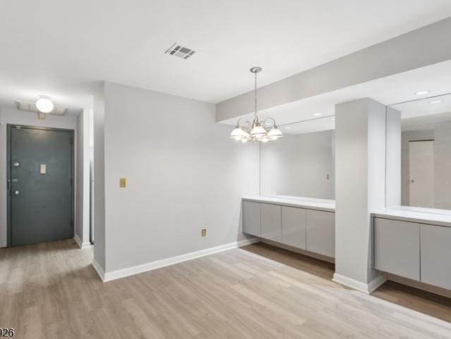 54 W Cherry St # 112