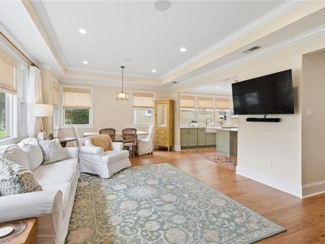 54 W Park Place