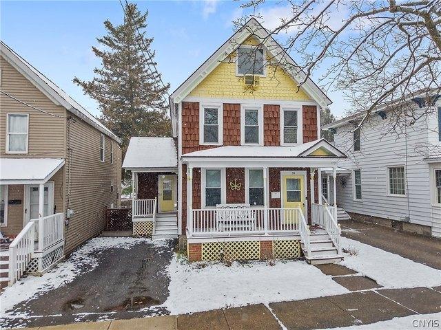 54 W 8th St, Oswego, NY 13126