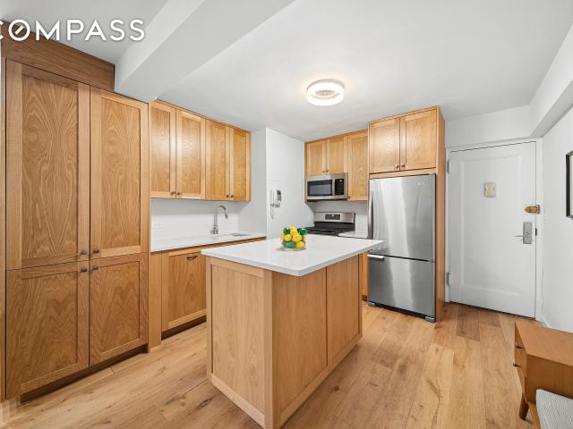 54 West 16th Street, New York, NY