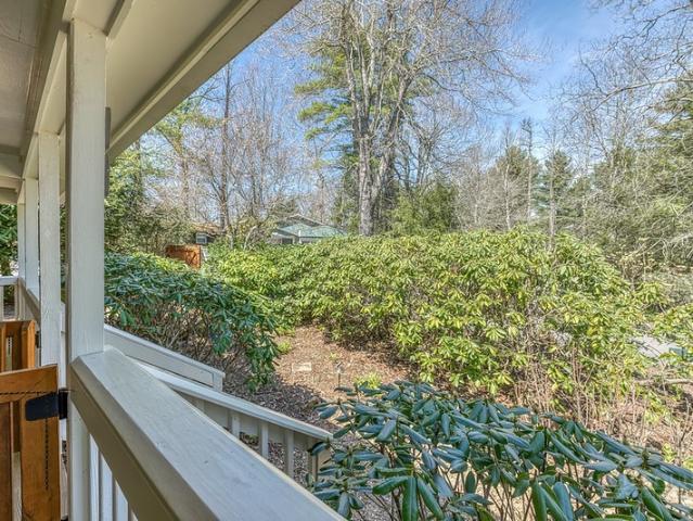 54 Whispering Pine Loop