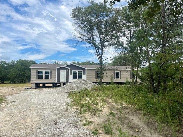 54 Woody Acres Dr, Opelika, AL 36874