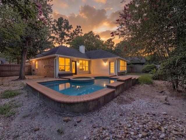 54 Wrens Song Pl, The Woodlands, TX 77382
