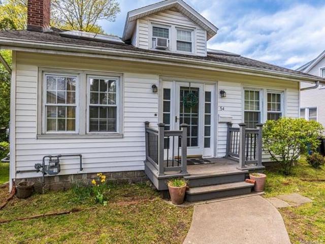 54 Beacon St, Norwalk, CT 06851