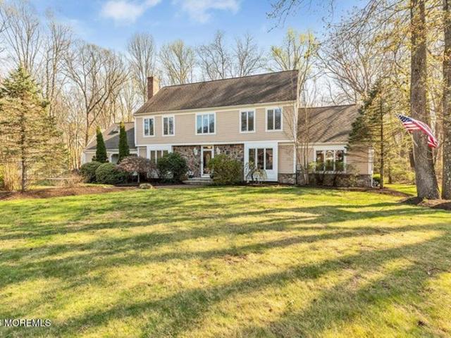 54 Bluefield Rd, Lincroft, NJ 07738