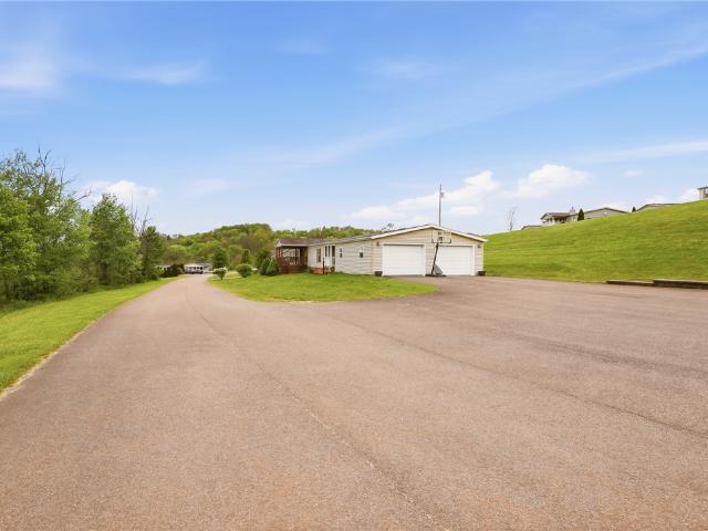 54 Brodview Ln