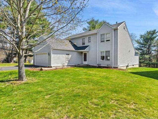 54 Canterbury Rd #54, Hamden, CT 06514