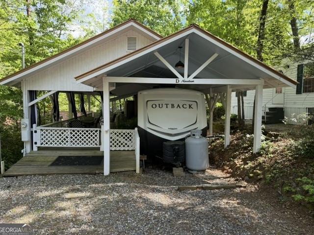 54 Candy Land Dr, Cleveland, GA 30528