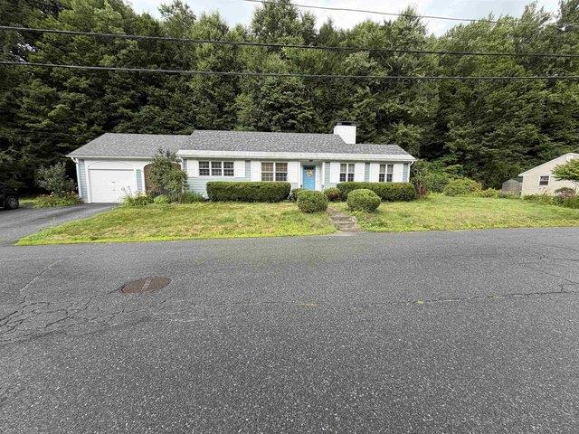 54 Commonwealth Ave, Springfield, VT 05156