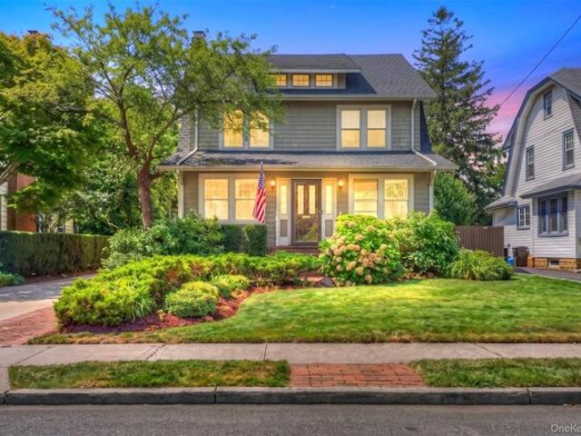 54 Denton Ave, East Rockaway, NY 11518