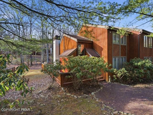 54 Doe Run Lake, Harmony, PA 18624 | MLS #PM 137764