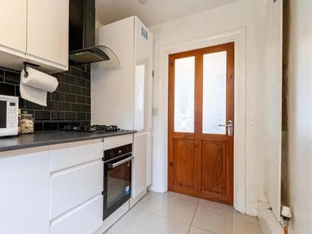 54 Durley Dean Road, Metchley, B29 6RZ, United Kingdom | 3 bed duplex for rent #136169195 | Rentberry