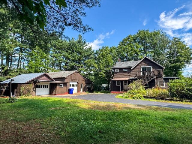 54 Fairview Street E