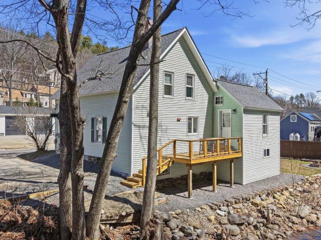 54 Forest Road