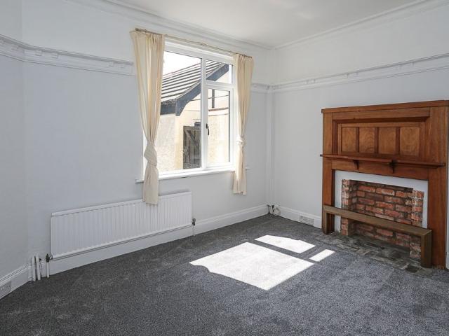 54 Groomsport Road, Bangor, BT20 5NE