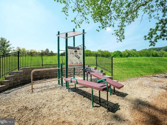 54 Grayson Ln, Downingtown, PA 19335 | MLS #PACT2116