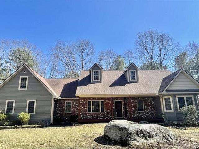 54 Hastings Rd, Spencer, MA 01562