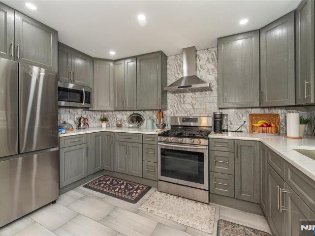 54 Hasbrouck Avenue