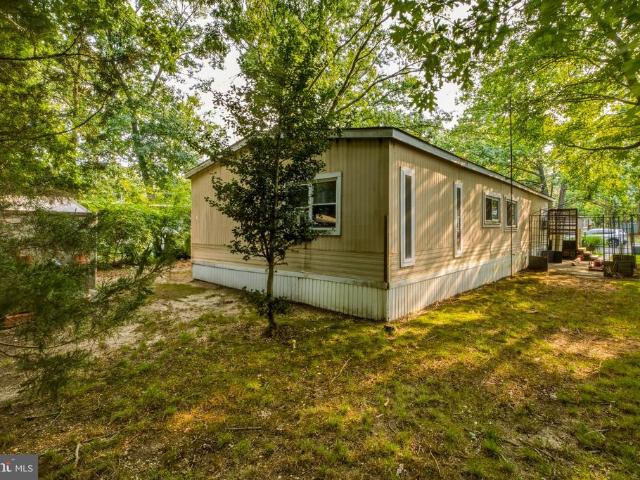 54 Hazelwood Dr