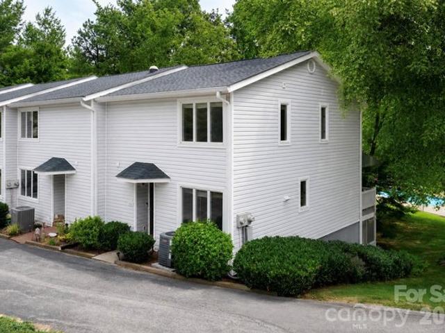 54 Hollybrook Dr, Asheville, NC 28803