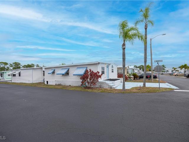 54 La Fonda Ln, North Fort Myers, FL 33903 | MLS #2026002 | Compass