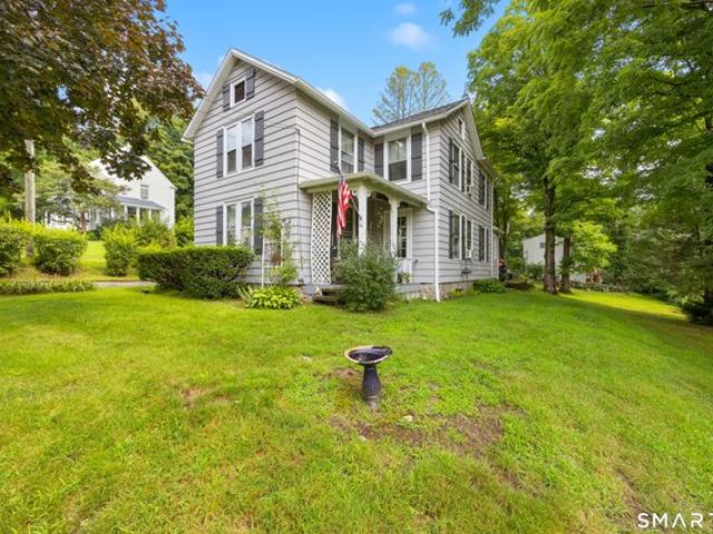 54 Litchfield Rd, Watertown, CT 06795