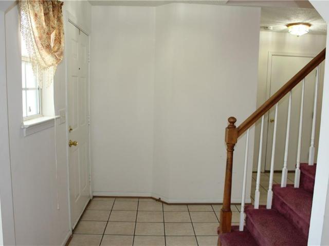 54 Locksley DR
