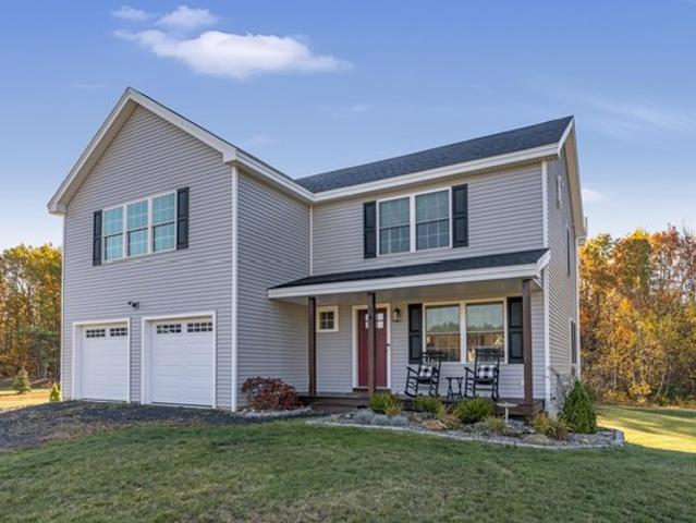 54 Magnolia Ln, Wells, ME 04090